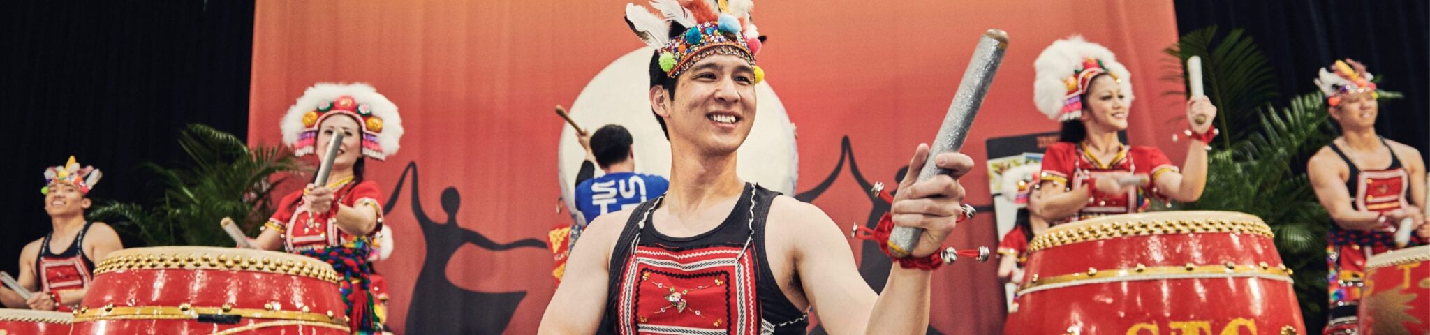 Chicago Performances | Global Beats Stage - Travel Shows